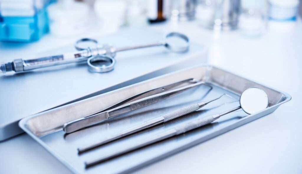 What tools do dentists use? - Kaufman Dentistry